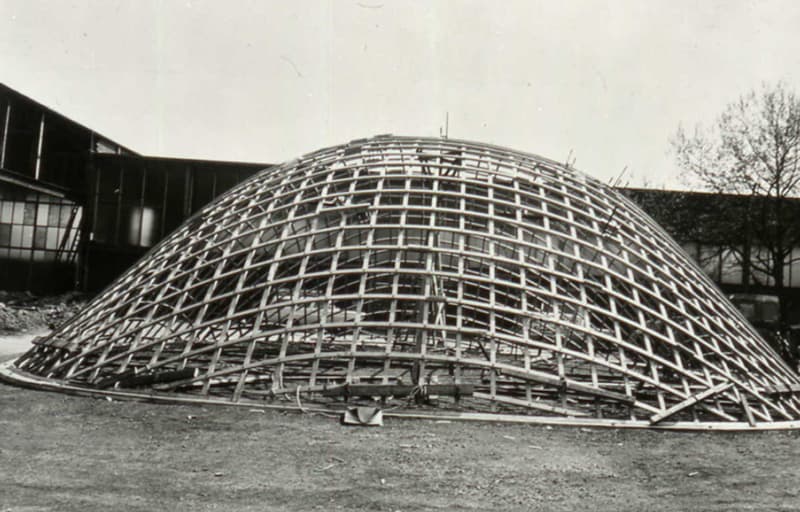 A primer on the form and behaviour of gridshell structures ...
